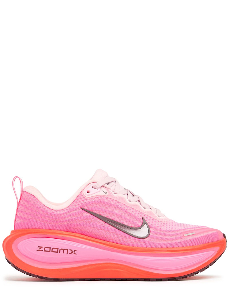 Nike : Vomero Plus Sneakers Hyper Pink/burg | Sotf