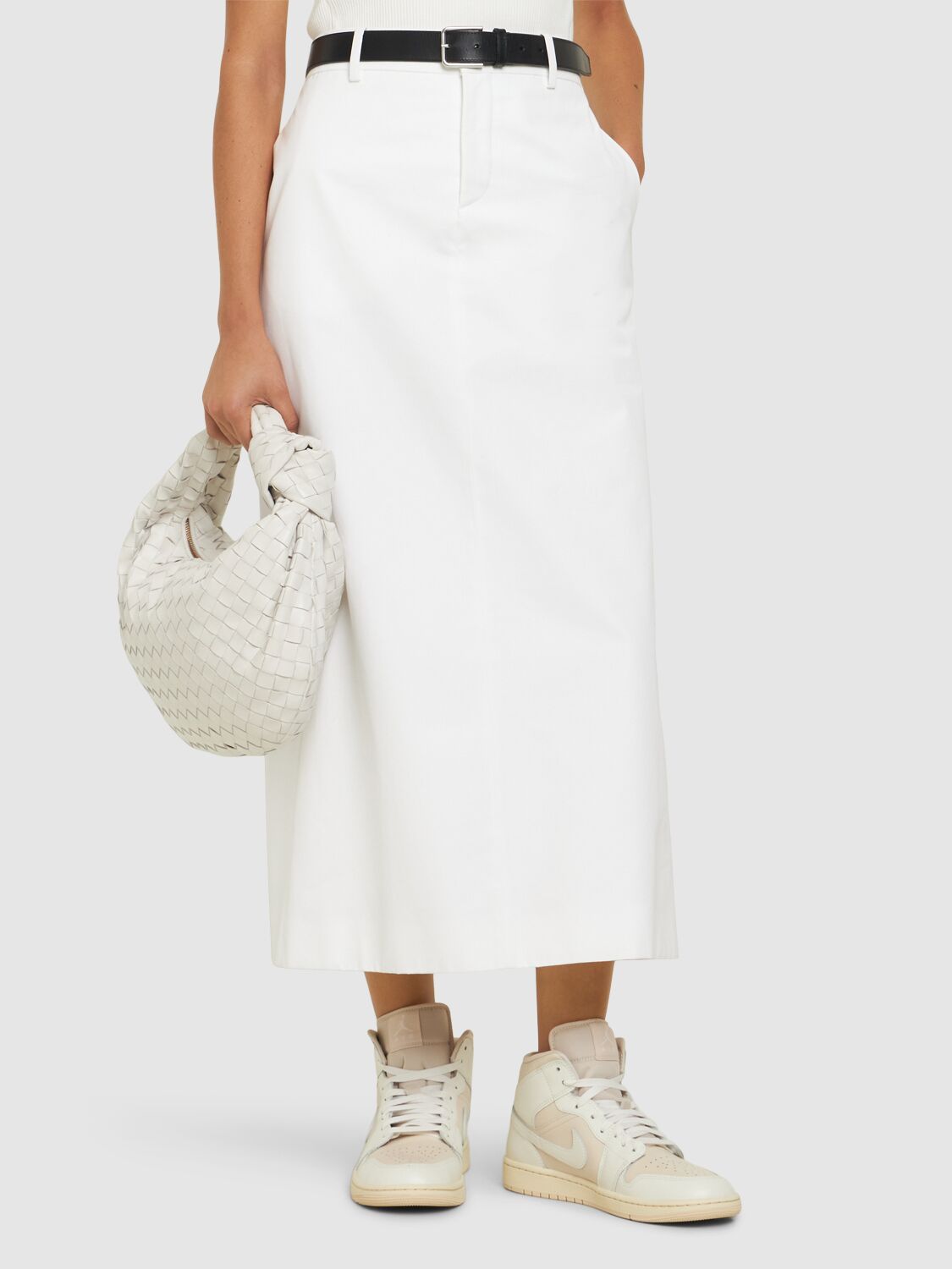 Nike : Air Jordan 1 Mid Sneakers Legend Light Brown | Sotf