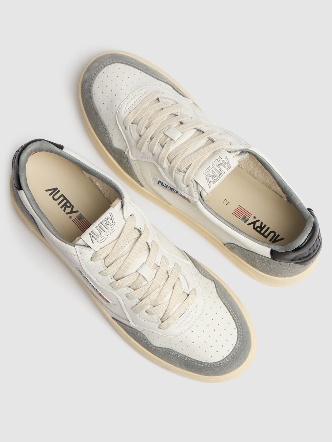 Autry : Medalist Low Sneakers Grey/black | Sotf