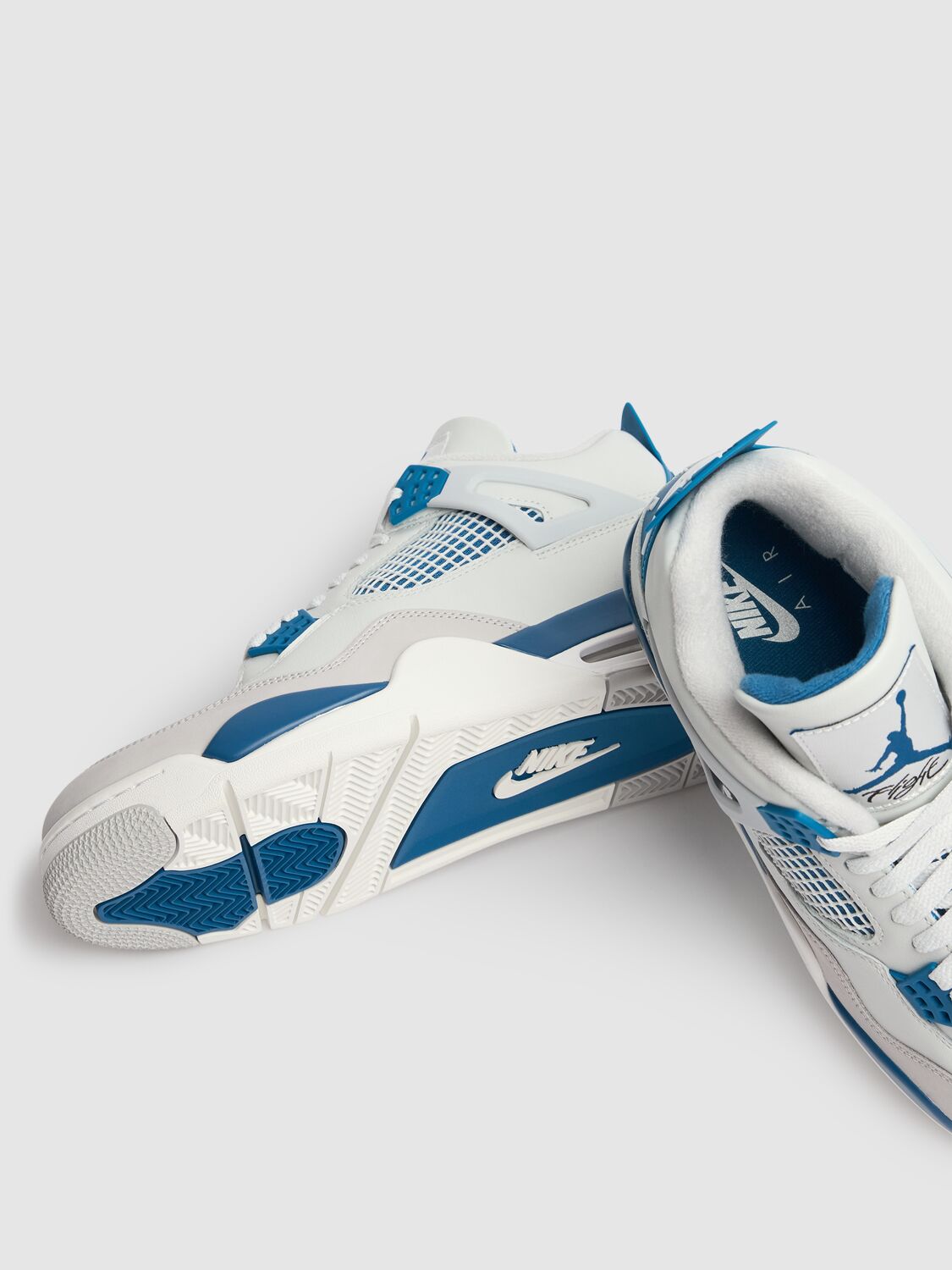 Nike : Air Jordan 4 Retro Sneakers | Sotf